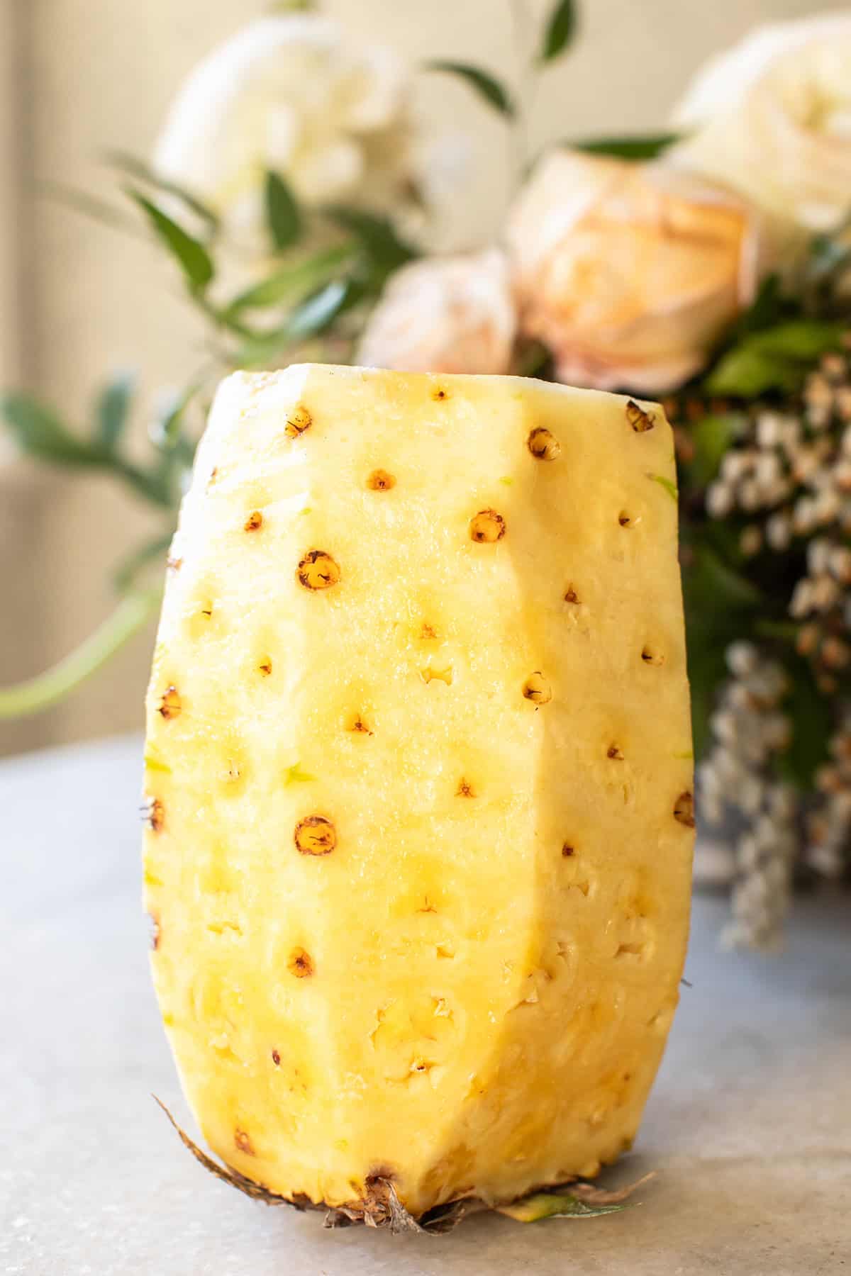 How to Make Pineapple Flowers - Sugar and Charm